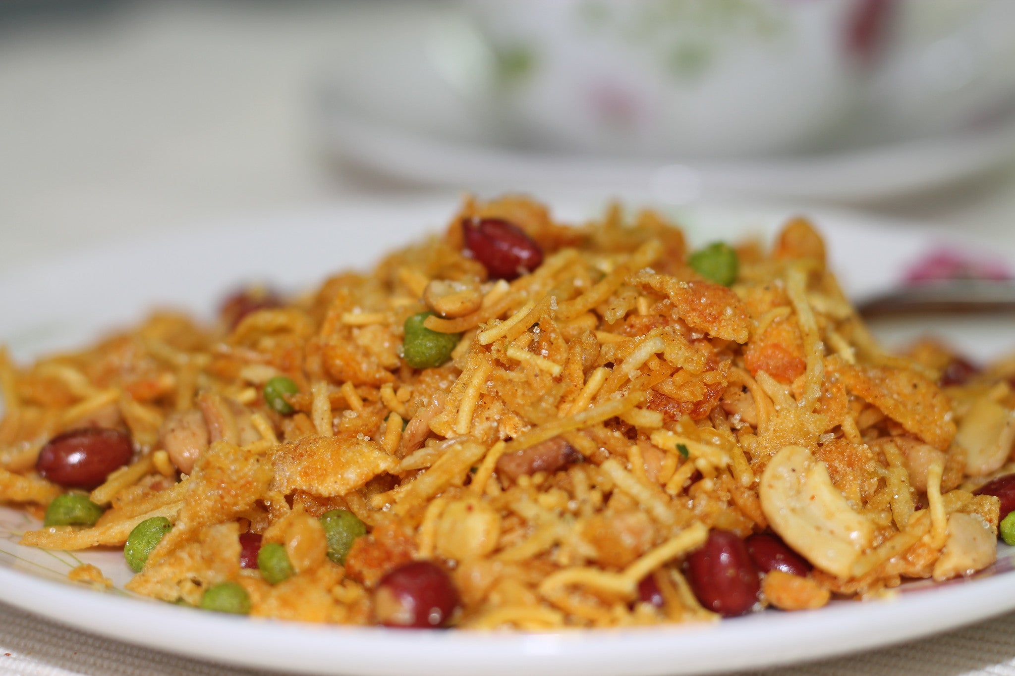 Home > Savouries > Dried Snacks > Chewda – Pooja Sweets & Savouries Ltd