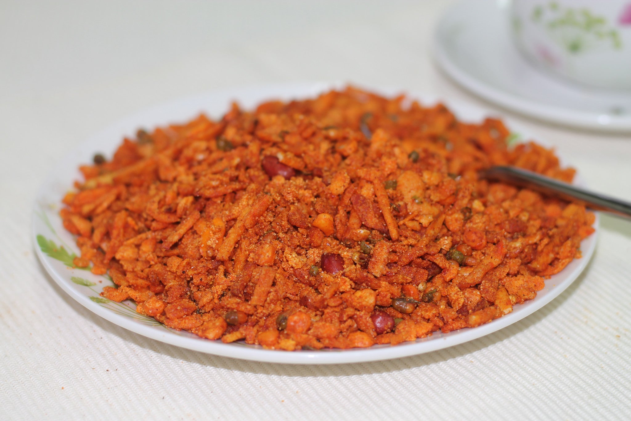 Home > Savouries > Dried Snacks > Chewda – Pooja Sweets & Savouries Ltd